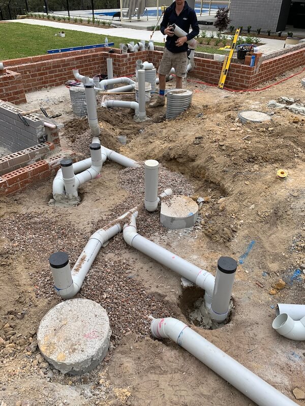 M.R.Osmond Plumbing Services - Ozzy Outhouse Hire